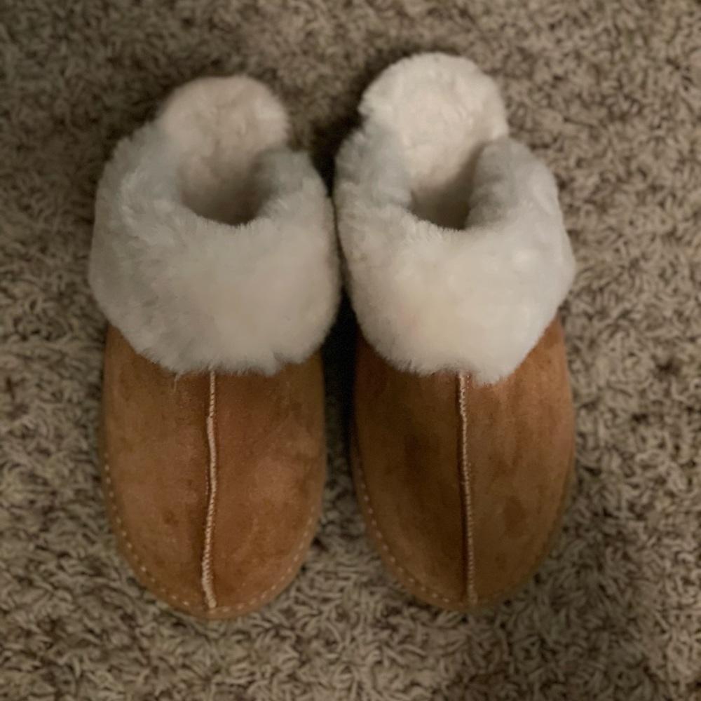 Ugg Inspired Platform Fuzzy Slippers - Gem